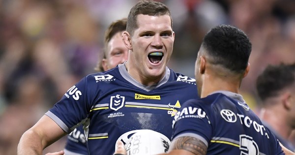 Dolphins-bound Tom Gilbert awarded for more than footy | Dolphins